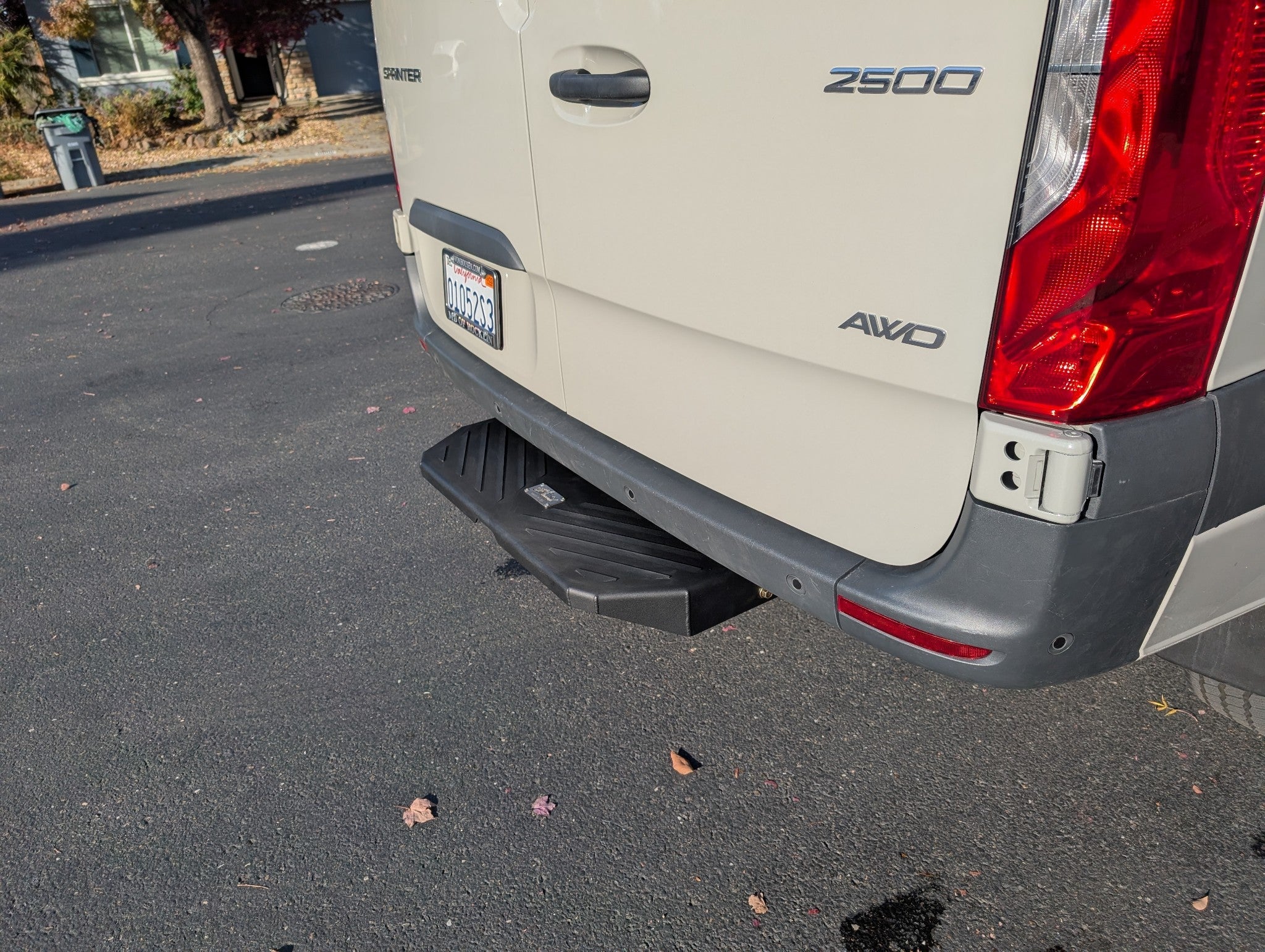 Mercedes Sprinter Rear Plateau Step – Rogue Vehicle Co.